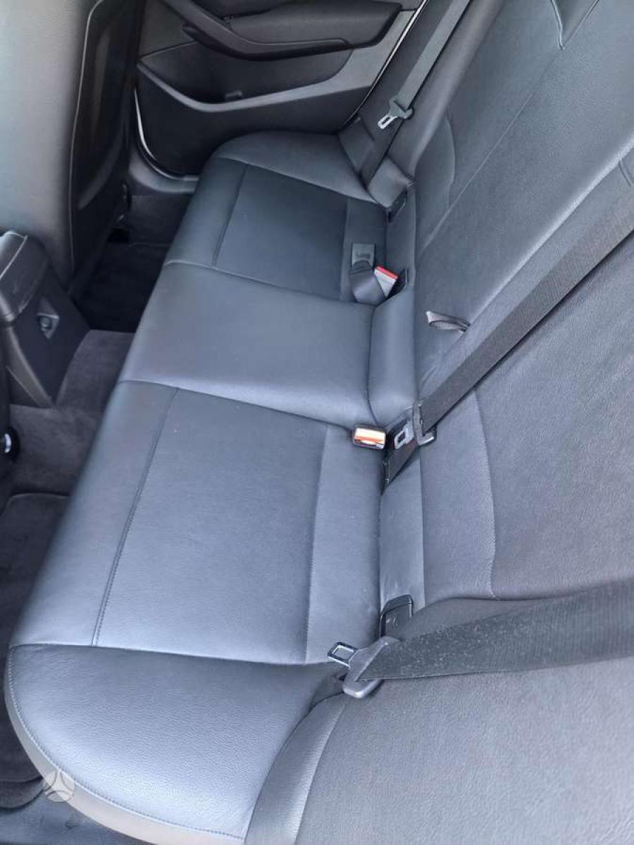 White BMW X1 2012 in Taurage, with an engine capacity of 2.00 L and mileage of 221 thousand km for 6650 €, photo 15 on AUTOMOTO.COM.LV
