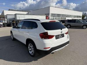 White BMW X1 2012 in Marijampole, with an engine capacity of 2.00 L and mileage of 151 thousand km for 5700 €, photo 4 on AUTOMOTO.COM.LV
