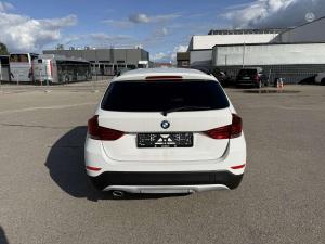 White BMW X1 2012 in Marijampole, with an engine capacity of 2.00 L and mileage of 151 thousand km for 5700 €, photo 6 on AUTOMOTO.COM.LV