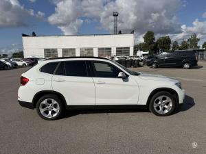 White BMW X1 2012 in Marijampole, with an engine capacity of 2.00 L and mileage of 151 thousand km for 5700 €, photo 8 on AUTOMOTO.COM.LV