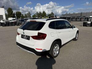 White BMW X1 2012 in Marijampole, with an engine capacity of 2.00 L and mileage of 151 thousand km for 5700 €, photo 9 on AUTOMOTO.COM.LV