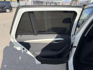White BMW X1 2012 in Marijampole, with an engine capacity of 2.00 L and mileage of 151 thousand km for 5700 €, photo 18 on AUTOMOTO.COM.LV