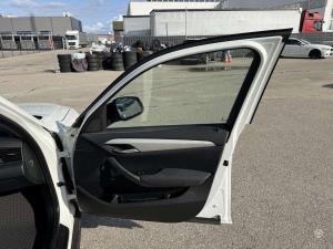White BMW X1 2012 in Marijampole, with an engine capacity of 2.00 L and mileage of 151 thousand km for 5700 €, photo 21 on AUTOMOTO.COM.LV