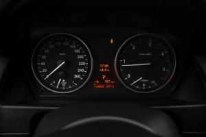 Balts BMW X1 2013 Rīga, ar dzinēja tilpumu 2.00 L un nobraukumu 214 tūkst. km par 9990 €, foto 17 vietnē AUTOMOTO.COM.LV
