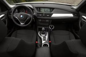 Balts BMW X1 2013 Jelgava, ar dzinēja tilpumu 2.00 L un nobraukumu 214 tūkst. km par 9790 €, foto 12 vietnē AUTOMOTO.COM.LV