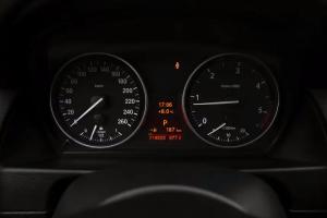 Balts BMW X1 2013 Jelgava, ar dzinēja tilpumu 2.00 L un nobraukumu 214 tūkst. km par 9790 €, foto 17 vietnē AUTOMOTO.COM.LV
