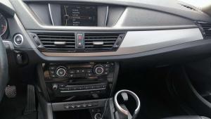 White BMW X1 2013 in Vilnius, with an engine capacity of 2.00 L and mileage of 207 thousand km for 7250 €, photo 16 on AUTOMOTO.COM.LV
