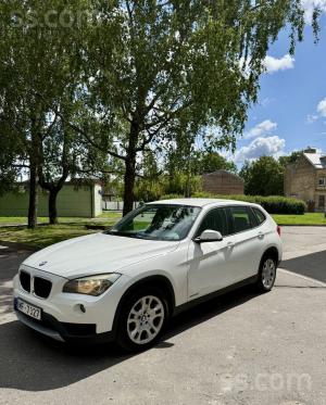 Balts BMW X1 2013 Rīga, ar dzinēja tilpumu 2.00 L un nobraukumu 420 tūkst. km par 5400 €, foto  vietnē AUTOMOTO.COM.LV