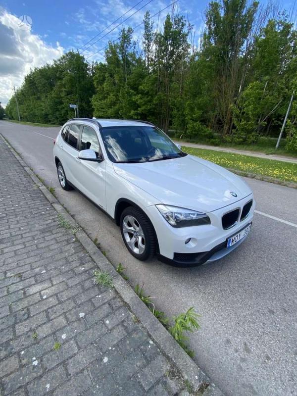 Balts BMW X1 2013 Kauņa, ar dzinēja tilpumu 2.00 L un nobraukumu 235 tūkst. km par 8000 €, foto 4 vietnē AUTOMOTO.COM.LV