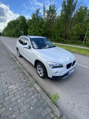 Balts BMW X1 2013 Kauņa, ar dzinēja tilpumu 2.00 L un nobraukumu 235 tūkst. km par 8000 €, foto 5 vietnē AUTOMOTO.COM.LV