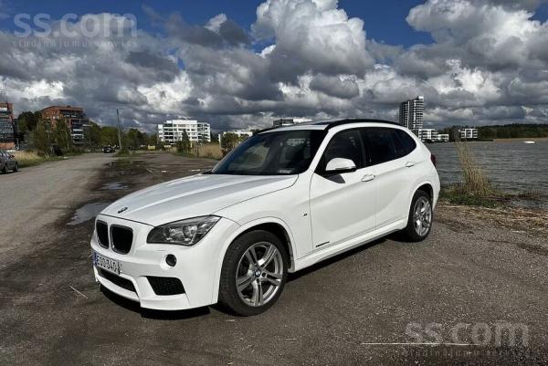 White BMW X1 2013 in Jelgava, with an engine capacity of 2.00 L and mileage of 252 thousand km for 9500 €, photo 5 on AUTOMOTO.COM.LV