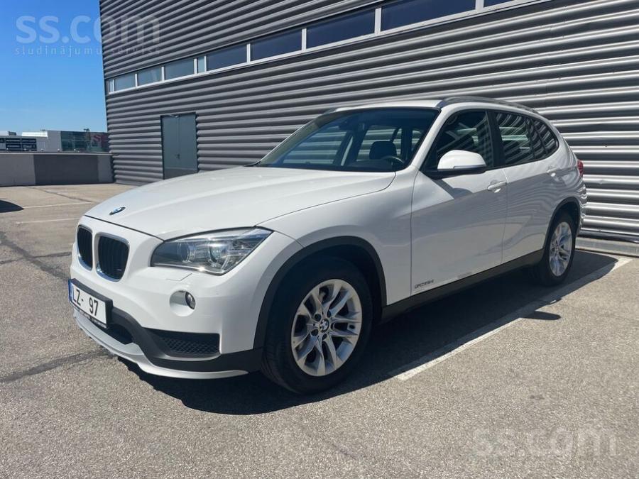 White BMW X1 2015 in Riga, with an engine capacity of 2.00 L and mileage of 0 thousand km for 8000 €, photo 1 on AUTOMOTO.COM.LV