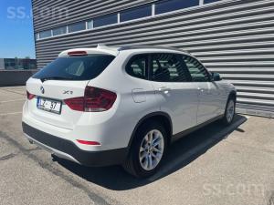 White BMW X1 2015 in Riga, with an engine capacity of 2.00 L and mileage of 0 thousand km for 8000 €, photo 3 on AUTOMOTO.COM.LV