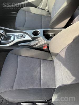 White BMW X1 2015 in Riga, with an engine capacity of 2.00 L and mileage of 0 thousand km for 8000 €, photo 5 on AUTOMOTO.COM.LV