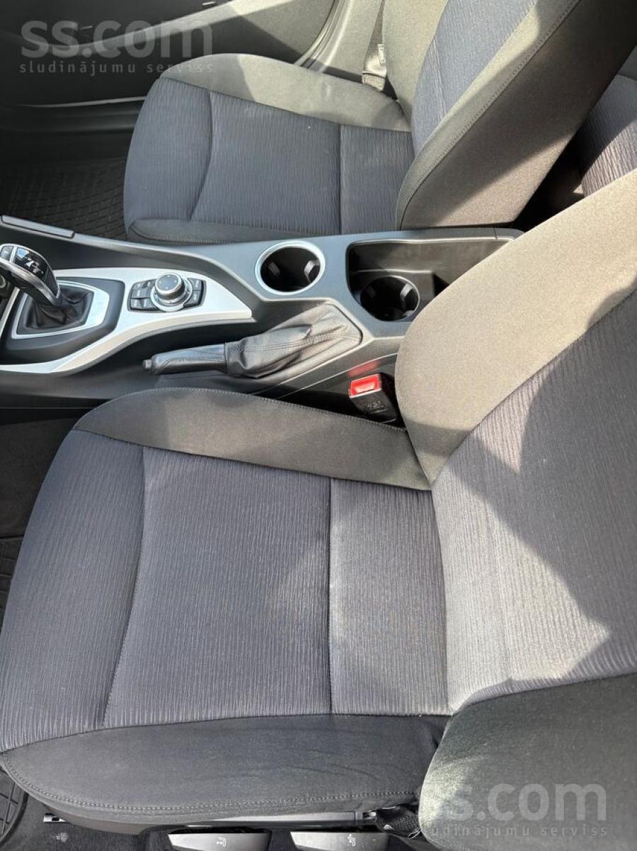 White BMW X1 2015 in Riga, with an engine capacity of 2.00 L and mileage of 0 thousand km for 8000 €, photo 5 on AUTOMOTO.COM.LV
