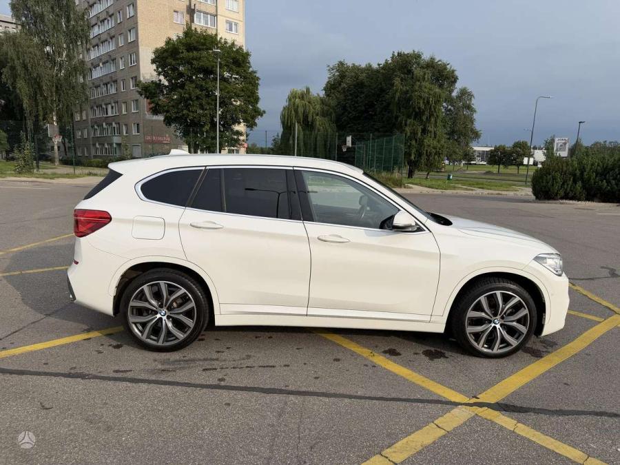 Balts BMW X1 2019 Kauņa, ar dzinēja tilpumu 2.00 L un nobraukumu 75 tūkst. km par 19900 €, foto 5 vietnē AUTOMOTO.COM.LV