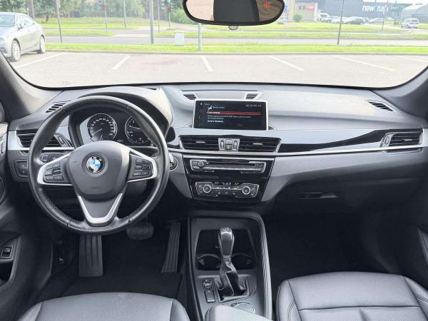 White BMW X1 2019 in Kaunas, with an engine capacity of 2.00 L and mileage of 75 thousand km for 19900 €, photo 8 on AUTOMOTO.COM.LV