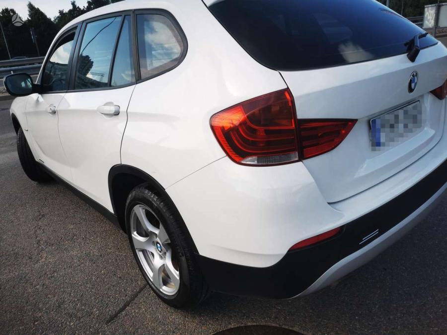 Balts BMW X1 2012 Viļņa, ar dzinēja tilpumu 2.00 L un nobraukumu 88 tūkst. km par 6990 €, foto 20 vietnē AUTOMOTO.COM.LV