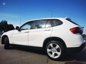 Balts BMW X1 2012 Viļņa, ar dzinēja tilpumu 2.00 L un nobraukumu 88 tūkst. km par 6990 €, foto 25 vietnē AUTOMOTO.COM.LV