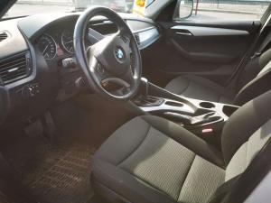 White BMW X1 2012 in Vilnius, with an engine capacity of 2.00 L and mileage of 88 thousand km for 6400 €, photo 5 on AUTOMOTO.COM.LV