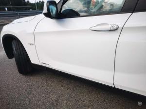 White BMW X1 2012 in Vilnius, with an engine capacity of 2.00 L and mileage of 88 thousand km for 6400 €, photo 9 on AUTOMOTO.COM.LV