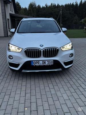 White BMW X1 2018 in Vilnius, with an engine capacity of 2.00 L and mileage of 260 thousand km for 13950 €, photo 6 on AUTOMOTO.COM.LV