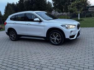 White BMW X1 2018 in Vilnius, with an engine capacity of 2.00 L and mileage of 260 thousand km for 13950 €, photo 9 on AUTOMOTO.COM.LV