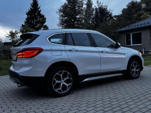 White BMW X1 2018 in Vilnius, with an engine capacity of 2.00 L and mileage of 260 thousand km for 13950 €, photo 10 on AUTOMOTO.COM.LV