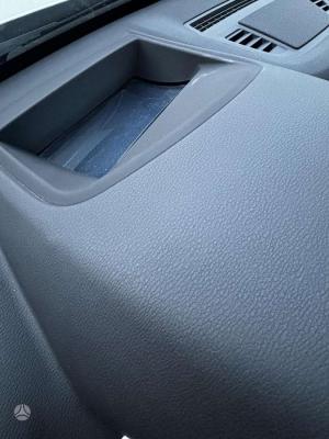 White BMW X1 2018 in Vilnius, with an engine capacity of 2.00 L and mileage of 260 thousand km for 13950 €, photo 14 on AUTOMOTO.COM.LV