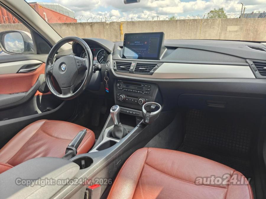 Balts BMW X1 2011 Tallina, ar dzinēja tilpumu 2.00 L un nobraukumu 201 tūkst. km par 7800 €, foto 12 vietnē AUTOMOTO.COM.LV