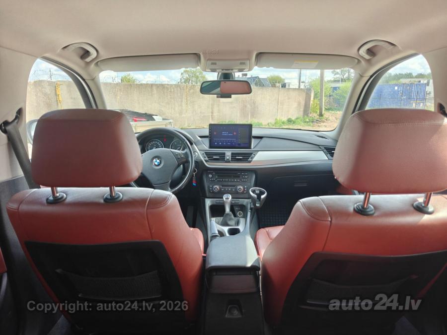 Balts BMW X1 2011 Tallina, ar dzinēja tilpumu 2.00 L un nobraukumu 201 tūkst. km par 7800 €, foto 13 vietnē AUTOMOTO.COM.LV