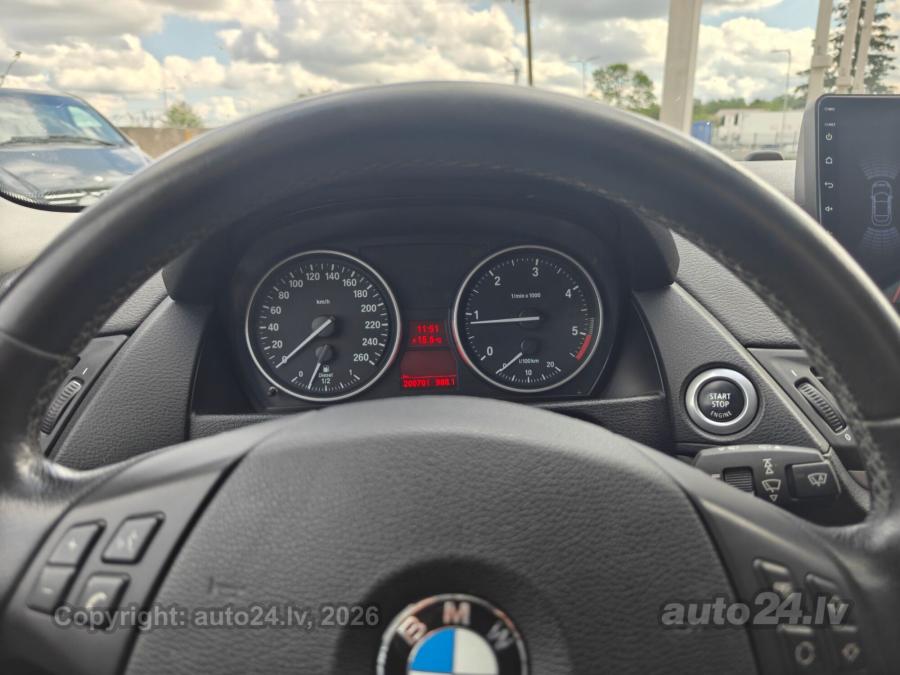 Balts BMW X1 2011 Tallina, ar dzinēja tilpumu 2.00 L un nobraukumu 201 tūkst. km par 7800 €, foto 15 vietnē AUTOMOTO.COM.LV
