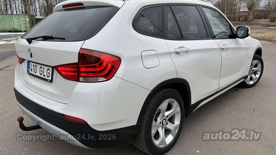 Balts BMW X1 2011 Tallina, ar dzinēja tilpumu 2.00 L un nobraukumu 155 tūkst. km par 9999 €, foto 3 vietnē AUTOMOTO.COM.LV