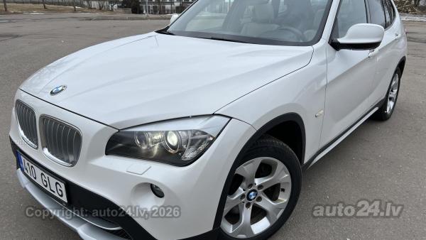Balts BMW X1 2011 Tallina, ar dzinēja tilpumu 2.00 L un nobraukumu 155 tūkst. km par 9999 €, foto 4 vietnē AUTOMOTO.COM.LV