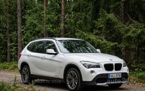 White BMW X1 2013 in Elva, with an engine capacity of 2.00 L and mileage of 368 thousand km for 8800 €, photo  on AUTOMOTO.COM.LV