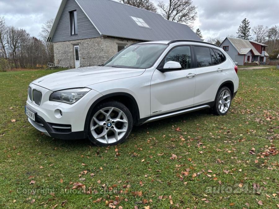 White BMW X1 2014 in Kuressaare, with an engine capacity of 2.00 L and mileage of 276 thousand km for 8890 €, photo 4 on AUTOMOTO.COM.LV