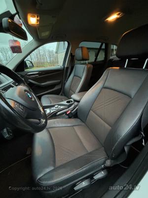 White BMW X1 2014 in Kuressaare, with an engine capacity of 2.00 L and mileage of 276 thousand km for 8890 €, photo 14 on AUTOMOTO.COM.LV