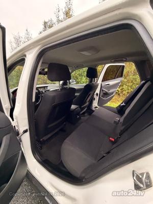 White BMW X1 2014 in Tallinn, with an engine capacity of 2.00 L and mileage of 242 thousand km for 8700 €, photo 6 on AUTOMOTO.COM.LV