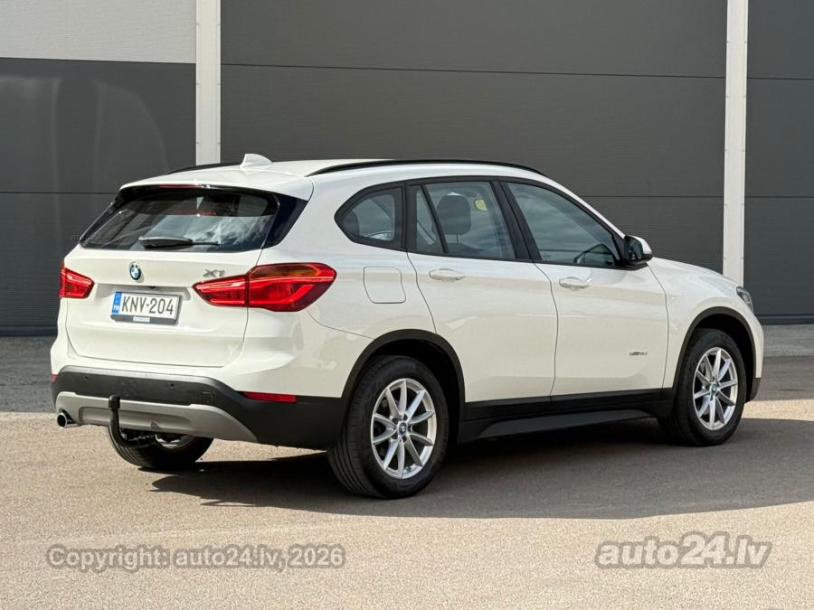 White BMW X1 2016 in Tallinn, with an engine capacity of 2.00 L and mileage of 209 thousand km for 13900 €, photo 5 on AUTOMOTO.COM.LV