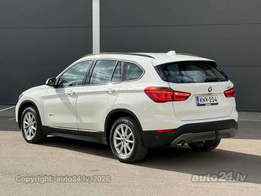 White BMW X1 2016 in Tallinn, with an engine capacity of 2.00 L and mileage of 209 thousand km for 13900 €, photo 7 on AUTOMOTO.COM.LV