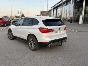 White BMW X1 2016 in Tallinn, with an engine capacity of 2.00 L and mileage of 149 thousand km for 15900 €, photo 12 on AUTOMOTO.COM.LV