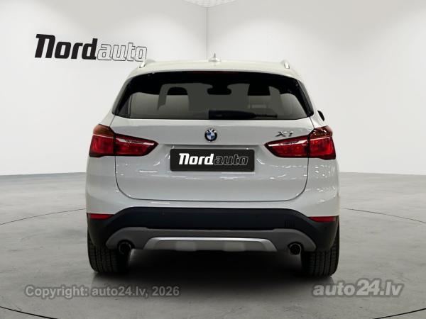 Balts BMW X1 2017 Tallina, ar dzinēja tilpumu 2.00 L un nobraukumu 185 tūkst. km par 14900 €, foto 3 vietnē AUTOMOTO.COM.LV