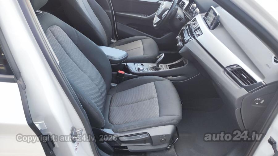 White BMW X1 2018 in Tartu, with an engine capacity of 2.00 L and mileage of 158 thousand km for 16990 €, photo 9 on AUTOMOTO.COM.LV