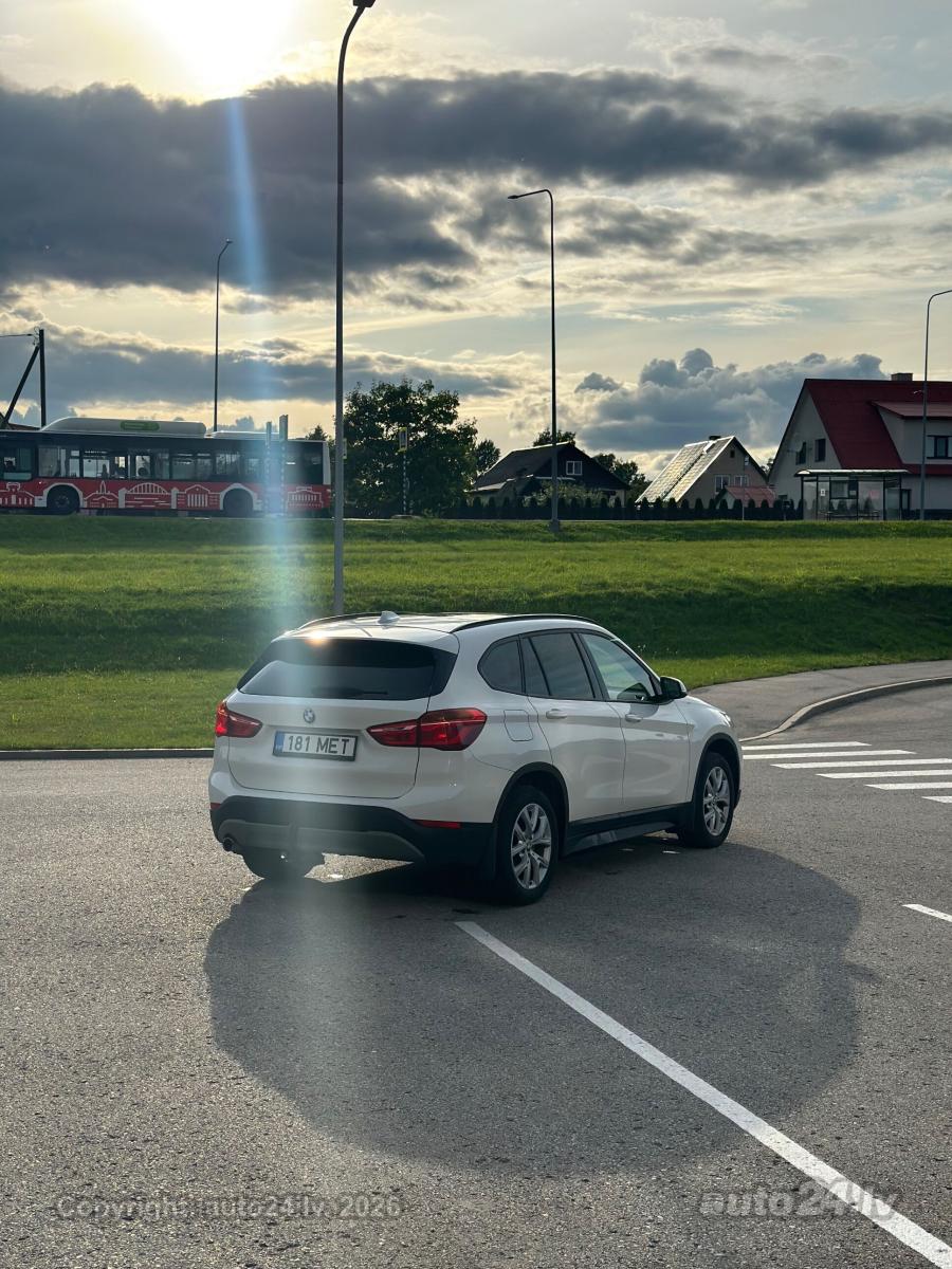 White BMW X1 2018 in Tallinn, with an engine capacity of 2.00 L and mileage of 270 thousand km for 12500 €, photo 6 on AUTOMOTO.COM.LV