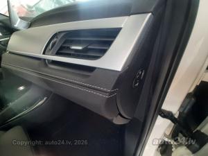White BMW X1 2021 in Tartu, with an engine capacity of 2.00 L and mileage of 182 thousand km for 23290 €, photo 28 on AUTOMOTO.COM.LV