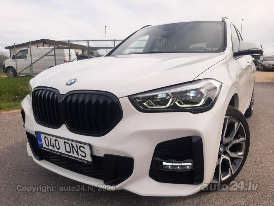 Balts BMW X1 2021 Tartu, ar dzinēja tilpumu 2.00 L un nobraukumu 1812 tūkst. km par 22990 €, foto 3 vietnē AUTOMOTO.COM.LV