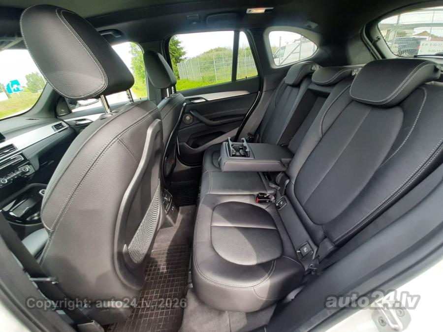 Balts BMW X1 2021 Tartu, ar dzinēja tilpumu 2.00 L un nobraukumu 1812 tūkst. km par 22990 €, foto 16 vietnē AUTOMOTO.COM.LV