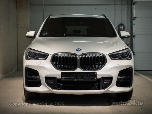 White BMW X1 2022 in Tallinn, with an engine capacity of 1.50 L and mileage of 116 thousand km for 24990 €, photo 8 on AUTOMOTO.COM.LV