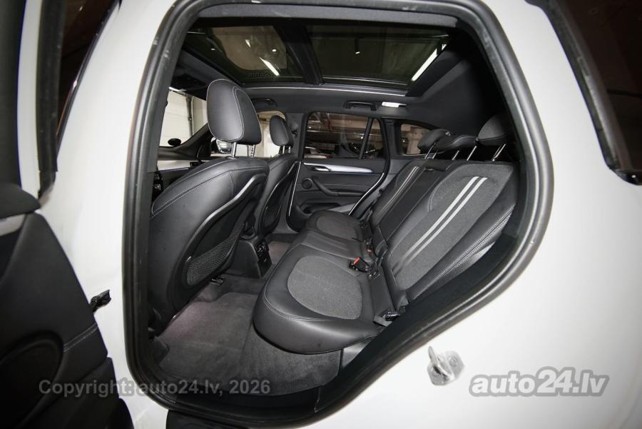 Balts BMW X1 2022 Tallina, ar dzinēja tilpumu 1.50 L un nobraukumu 116 tūkst. km par 24990 €, foto 13 vietnē AUTOMOTO.COM.LV