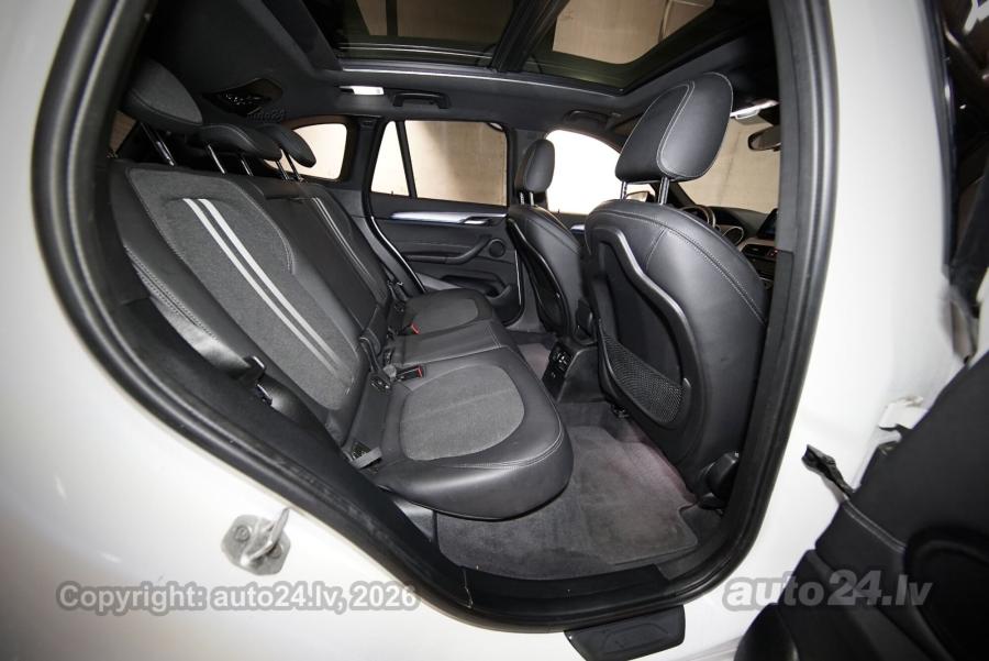 Balts BMW X1 2022 Tallina, ar dzinēja tilpumu 1.50 L un nobraukumu 116 tūkst. km par 24990 €, foto 15 vietnē AUTOMOTO.COM.LV